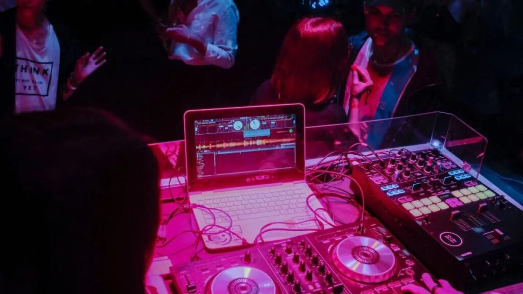Top 5 DJ Song MP3 You Need in Your Playlist Today